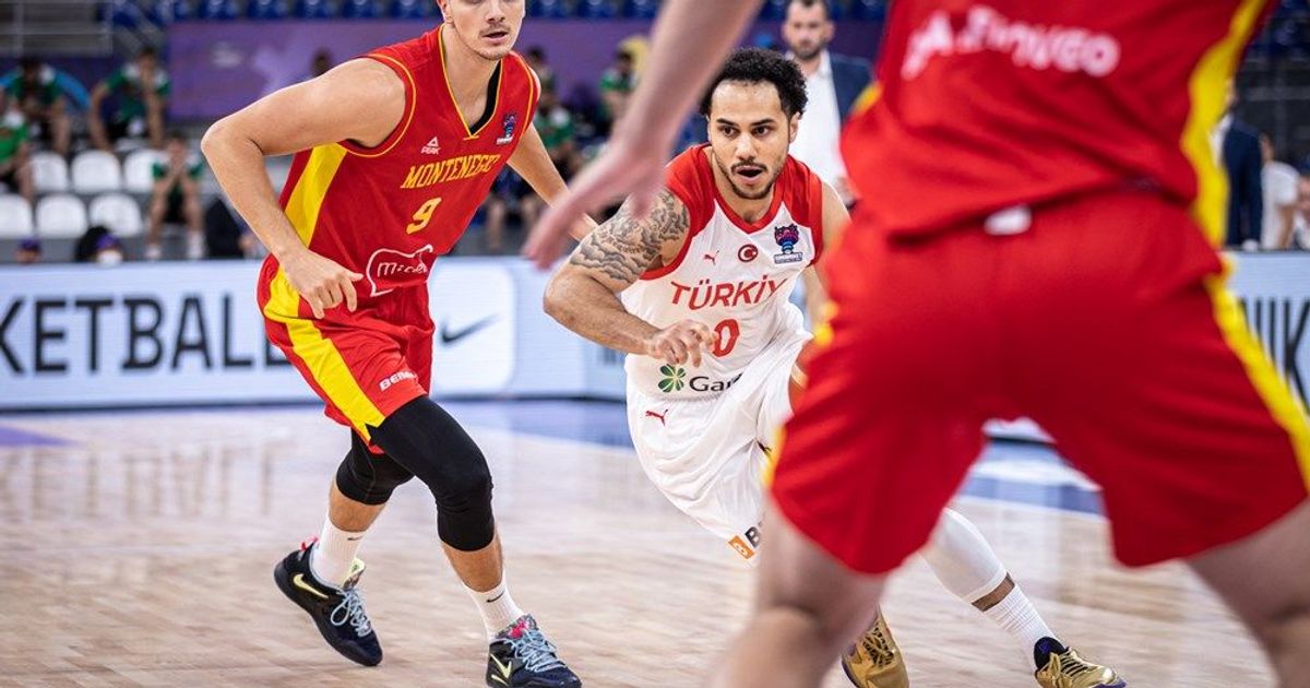 Shane Larkin | Turkey v Montenegro - FIBA EuroBasket 2022 - Courtside 1891